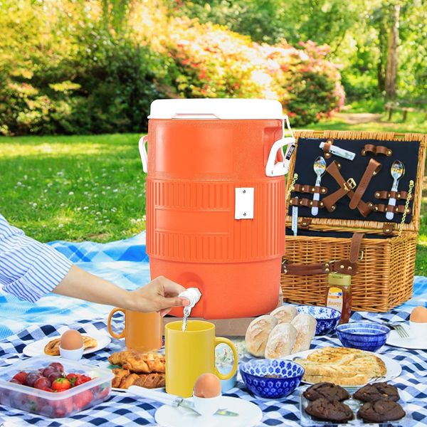 A Beginner's Guide to Choosing the Best Water Spigot for Your Outdoor Space